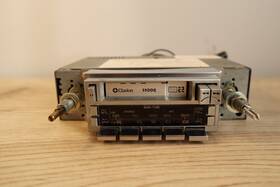 CLARION 5500R Am Fm Stereo Cassette Player Car Audio